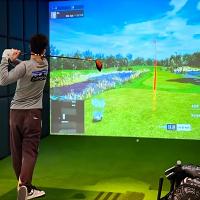 China Realistic Sports Ar Golf Simulator Interactive Golf Projection Wall Golf Simulator for sale