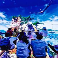 China Custom Indoor 3d Multi Large Screen Immersive Hanging Glass Theater Experience for sale