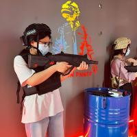 China Outdoor Laser Tag Equipment Gun And Vest Multiplayer Laser Tag Weapon Game Machines for sale