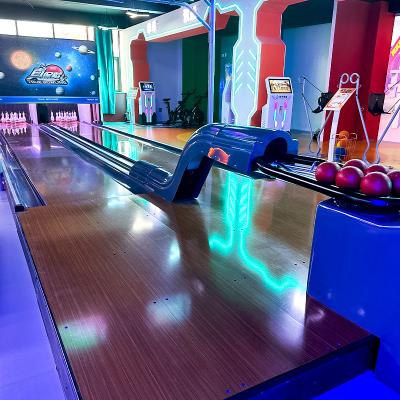 China Coin Operated Bowling Machine with 2000kg Capacity and 590X240X240 cm Size for Indoor Entertainment for sale