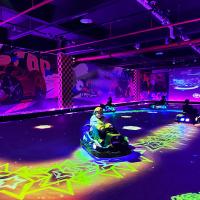 China Multiplayer AR Racing Arena: Turn-Key Interactive Karting with Immersive Projection for sale