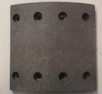 China WG9100440029 & WG9100440028 Truck Brake Lining with 8-Hole Design for Enhanced Heat Dissipation and Durability for sale