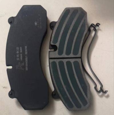 China WG9100443050 Heavy-Duty Truck Brake Pad 400×400×150mm for Sinotruk HOWO A7 Hohan Models for sale
