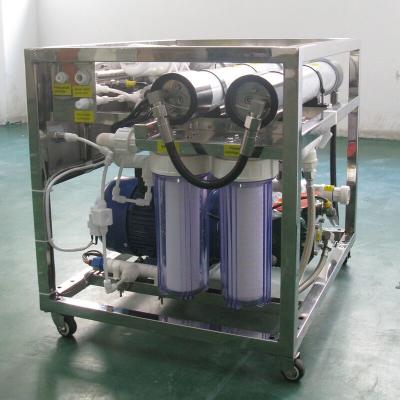 China Solar Powered Seawater RO Plant 1000LPD Desalination Machine 8% Recovery Rate for sale