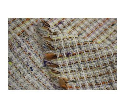 China In Stock Wholesale of a Roll New Design 100 Polyester Tweed Fabric for Women's Coat Clothing in Autumn and Winter for sale