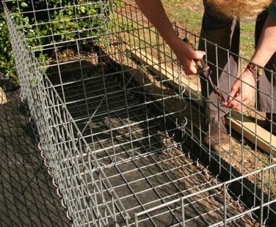China Welded Gabion Cage Explosion-Proof Wall with 2.0-5.0mm Wire Diameter and 50-100mm Mesh Sizes for sale