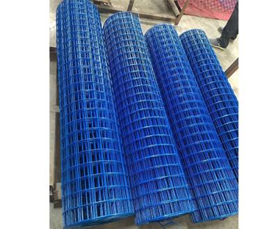 China PVC Coated Welded Wire Mesh - Corrosion Resistant Steel Wire with UV Protection in Multiple Colors for sale
