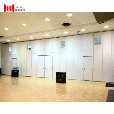 China 38db Folding Modular Partition Wall 4m High MDF Board for sale