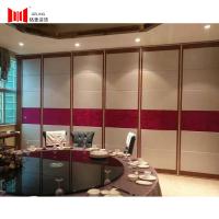 China Gold Edge 38-45db Soundproof Sliding Folding Wall Partition For Restaurant for sale