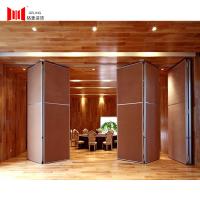 China 38-45db Soundproof Hinge Folding Partition Wall Heat Insulation for sale