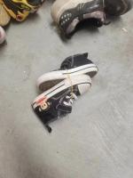 China Mixed Colors Used Kids Shoes Flat Athletic Canvas Shoes Affordability Used for sale