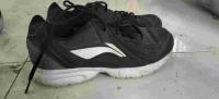 China Traction Enhancing Outsole Second Hand Men Shoes Running Shoes 40-45 for sale