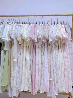 China Cotton Polyester Nylon 2nd Hand Designer Dresses Second Hand Formal Wear Embroidered for sale