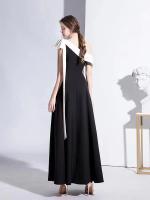 China Timeless Elegance Black Evening Dress for sale