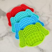 China Dogs in Shower Pet Bowls Feeders Paws Lick Pad Silicone Mat for Dogs Cats 109G for sale