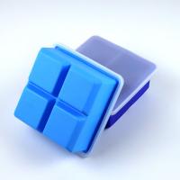 China Custom Logo 116g Bpa Free Silicone Ice Cube Tray With Lid Mold Shape Supply for sale