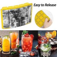 China Silicone Ice Cube Tray 15*12.3*2.3cm for Freezer Easy Release Square Shaped Ice Mould for sale