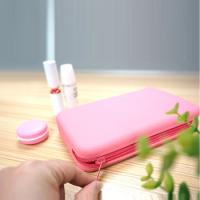 China Waterproof Silicone Travel Cosmetic Bag for Sundries Custom Printed and Affordable for sale