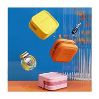 China Fashionable Silicone Brush Holder Makeup Bag with Modern Design Style and Custom Logo for sale