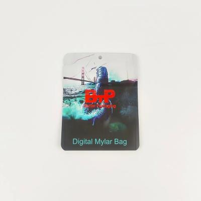 China Child Resistant Mylar Bags Smell Proof 3.5g Digital Printed ZiplockBag Packaging for sale