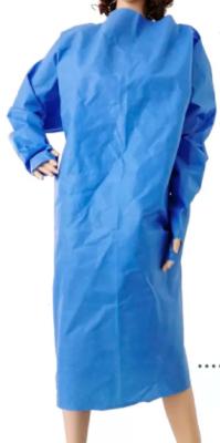 China Blue Color Surgical Disposable Isolation Gowns Soft Breathable for sale