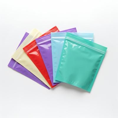 China Low MOQ 10pcs Custom Sizes and Printing Recyclable Reusable Stand up Zipper Bag for Food or Cosmetic for sale
