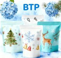 China MOQ 100 Christmas Day Plastic Snack Nuts Bag Zipper Resealable Stand up Pouches for Food Packaging for sale