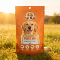 China Custom Heat Seal Printed Pet Treat Pouch Food Grade High Barrier Resealable Stand up Bag with Clear Window for Dog Treats for sale