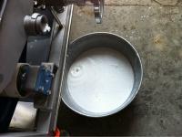 China Coconut Juice Extractor Grinding Processing Line Coconut Water Extracting Machine for sale