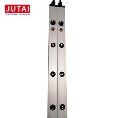 China IP67 Waterproof CE Certified Safety Light Curtain Industrial Doors Cold Storage Doors for sale