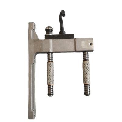 China 2021 factory hot sale spare parts hanger for double needle bar warp knitting machine for sale