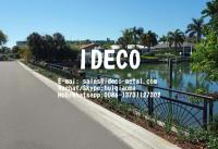 China Ornamental Metal Fences, Decorative Balcony Railings, Rooftop Guard Rails, Sidewalk Green Belt Fencing for sale