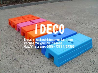 China Injection Moulded Temporary Fence Feet, Plastic Temp Fencing Stands, Portable Fence PolyBlock Base for sale