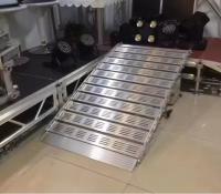 China Heavy Duty Aluminum Alloy Rolling Ladder and Boarding Ramp with 300kg Load Capacity and Customized Size for Events for sale