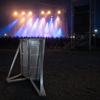 China Folding Modular Aluminum Crowd Control Barrier with Anti-Slip Foot Plates and Customizable Color for Events for sale