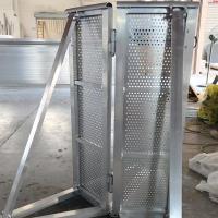 China Folding Modular Aluminum Crowd Control Barrier with Anti-Slip Foot Plates and Customizable Color for Events for sale
