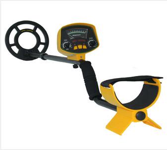 China Copper Aluminium Digital Metal Detector With LCD Screen / Low Battery Alarm for sale