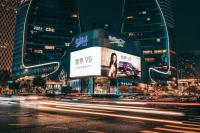 China Customized Flexible Outdoor LED Display Solution For Shopping Mall for sale