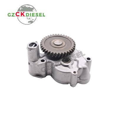 China Oil Pump ME084735 ME014230 for Engine 6D31 6D34 Excavator SK200-3 SK200-1 HD900 HD700-5 for sale