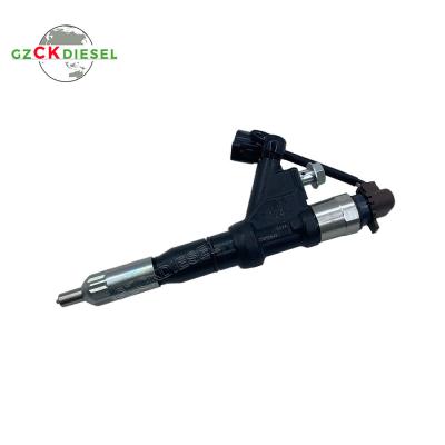 China New Fuel Injector 095000-5224 23670-E0340 095000-5220 095000-5225 095000-5226 23670-E0341 095000-5227 for P13C E13C for sale