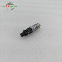 China Fuel Injector 16001-53000 1600153000 for D722 D782 D902 Engine for sale