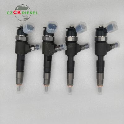 China Diesel Fuel Injector 0445110340 0445110339 0445110489 0445110739 0445110566 Excavator Parts for sale
