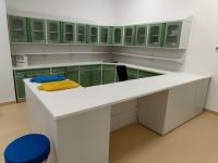 China Steel-Made Anti-Corrosion Hospital Treatment Room Furniture Includes Treatment Cabinets and Tables for sale