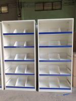 China Steel-Made Anti-Corrosion Hospital Treatment Room Furniture Includes Treatment Cabinets and Tables for sale