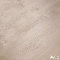 China Click HDF Laminate Flooring Board 10mm For Kitchen Hotel Living Room for sale