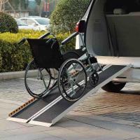 China Lightweight Wheel Chair Ramp Non-Slip Aluminum Ramp for Home Loading Capacity 600lbs for sale