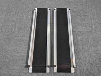 China Contemporary Design Style Portable Folding Wheelchair Ramp with Aluminum Material for sale
