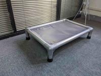 China Waterproof Customized Aluminum Frame Dog Bed for Large Dogs Easy to Wash Luxury Pet Bed for sale