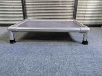 China Custom Logo Accepted Aluminum Frame Dog Bed for Large Dogs Easy to Clean Luxury Design for sale