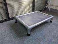 China Custom Logo Accepted Aluminum Frame Dog Bed for Large Dogs Easy to Clean Luxury Design for sale